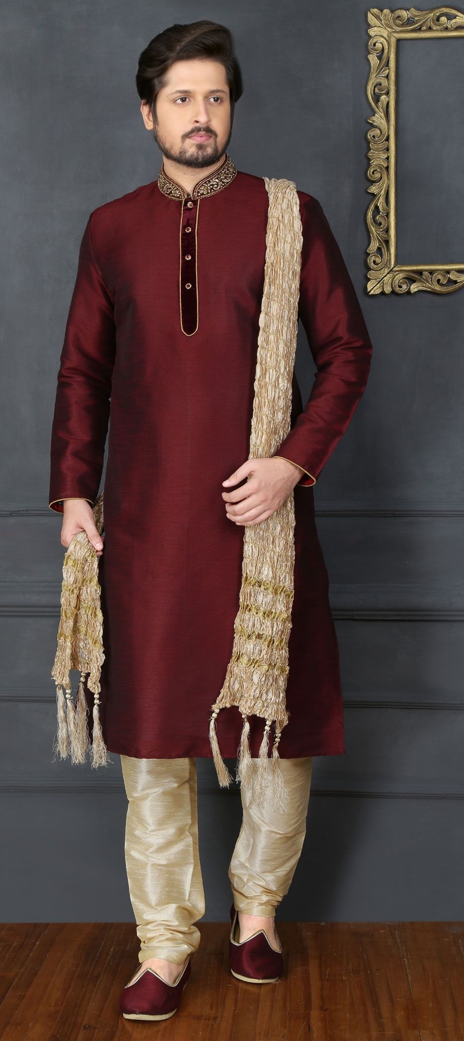 Red and Maroon color Banarasi Silk fabric Kurta Pyjamas : 1500456
