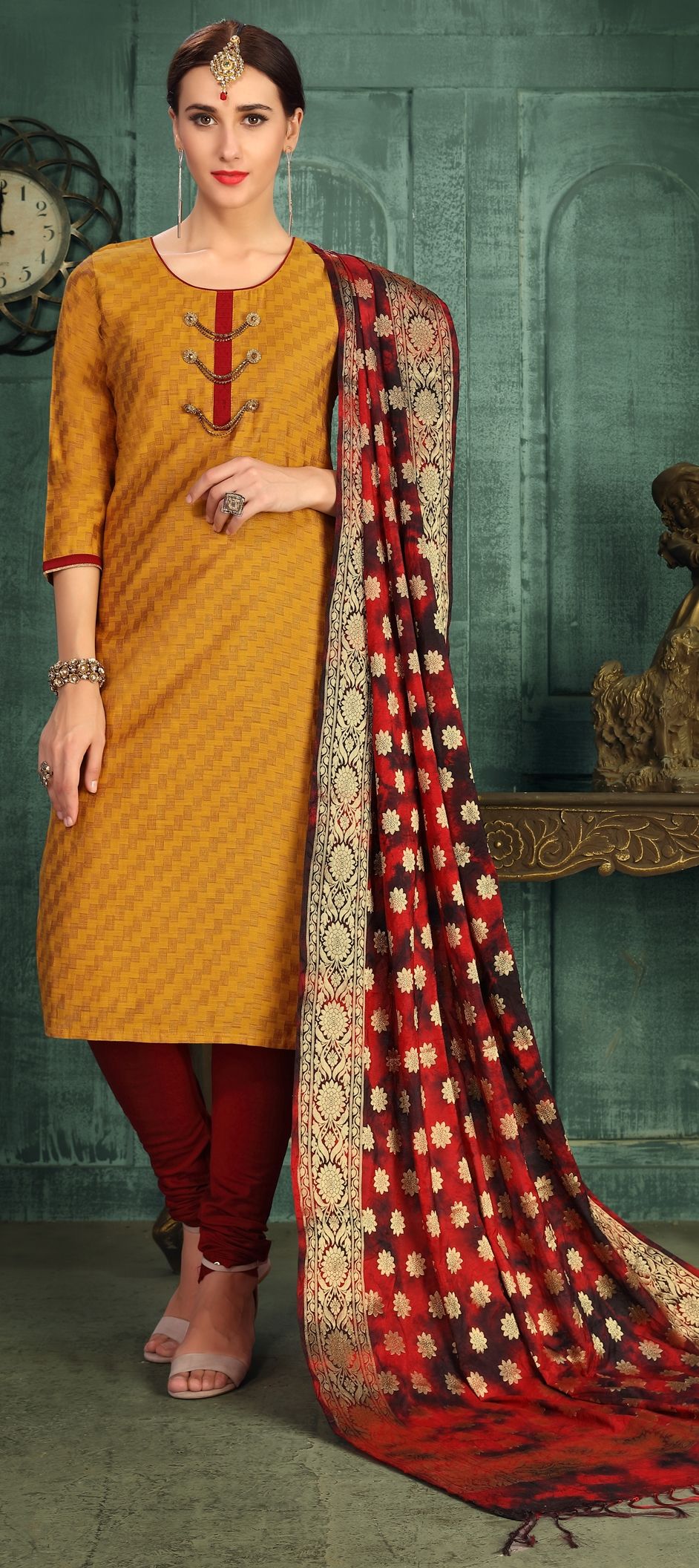 1502050: Yellow color Salwar Kameez