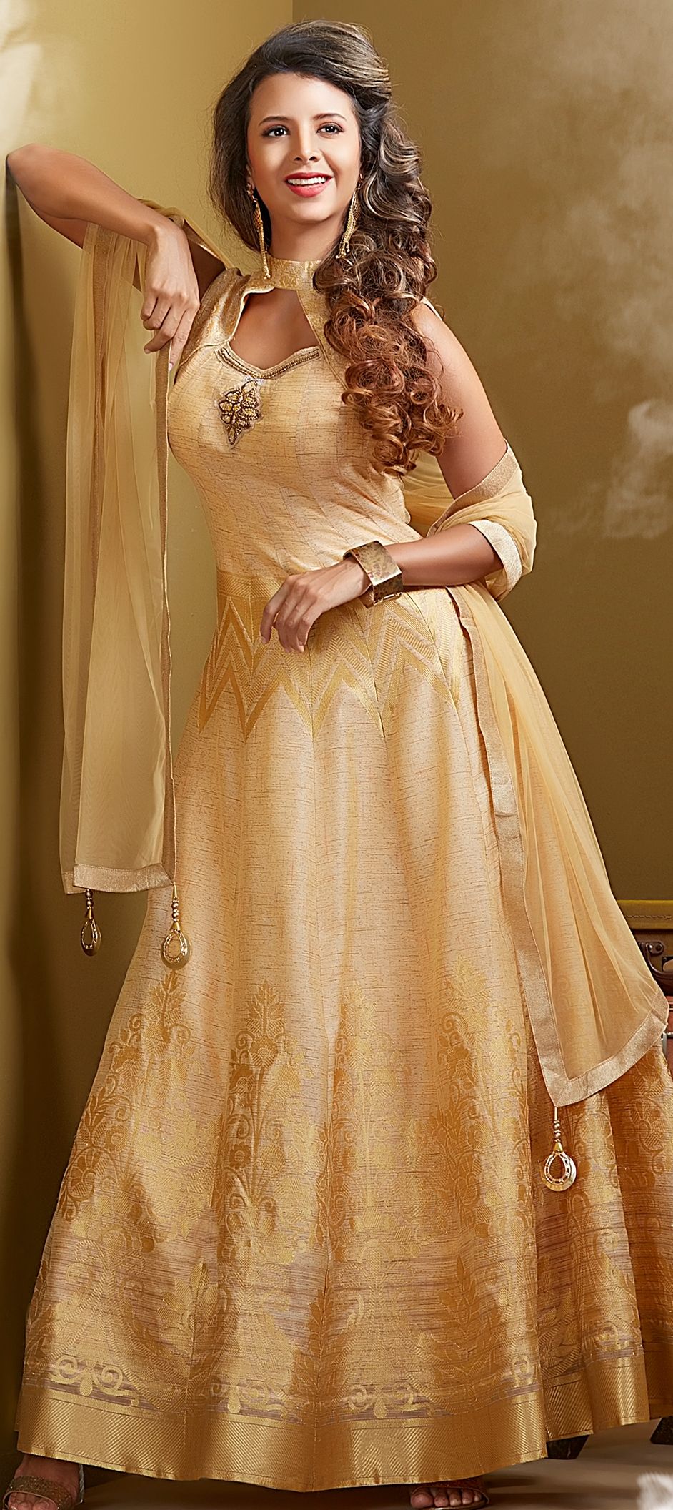 Wedding Beige and Brown color Chanderi Silk fabric Salwar Kameez : 1514481