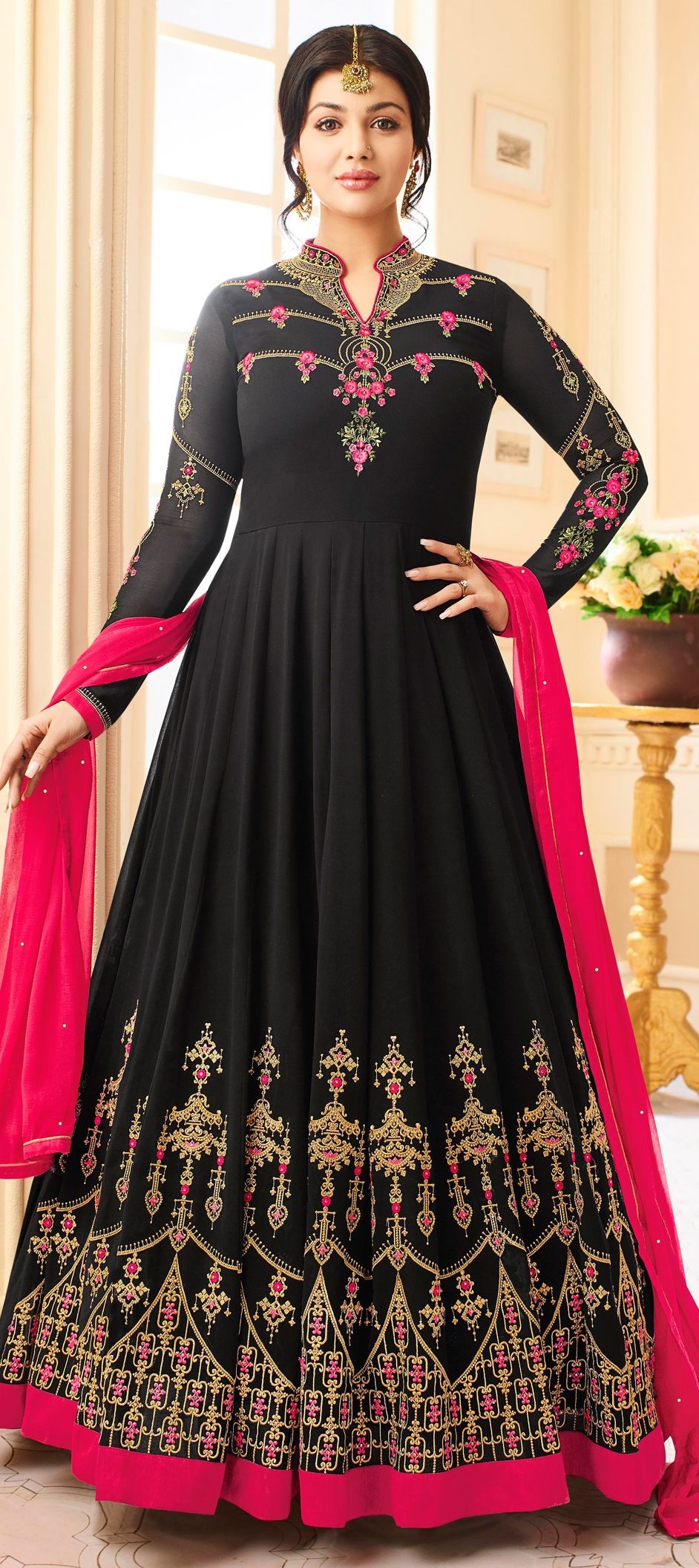 1514851: Bollywood Black and Grey color Faux Georgette fabric Salwar Kameez