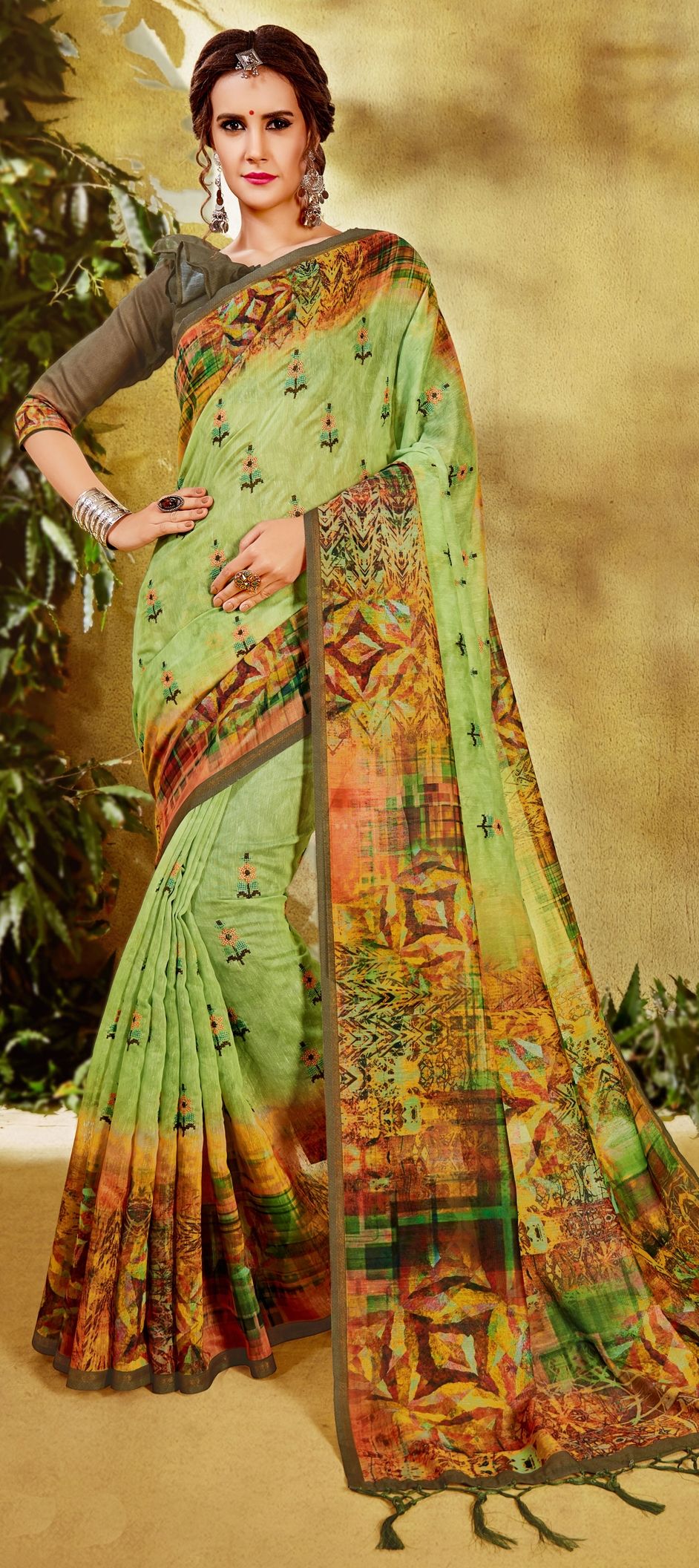 1519434: Traditional Green color Cotton, Linen fabric Saree