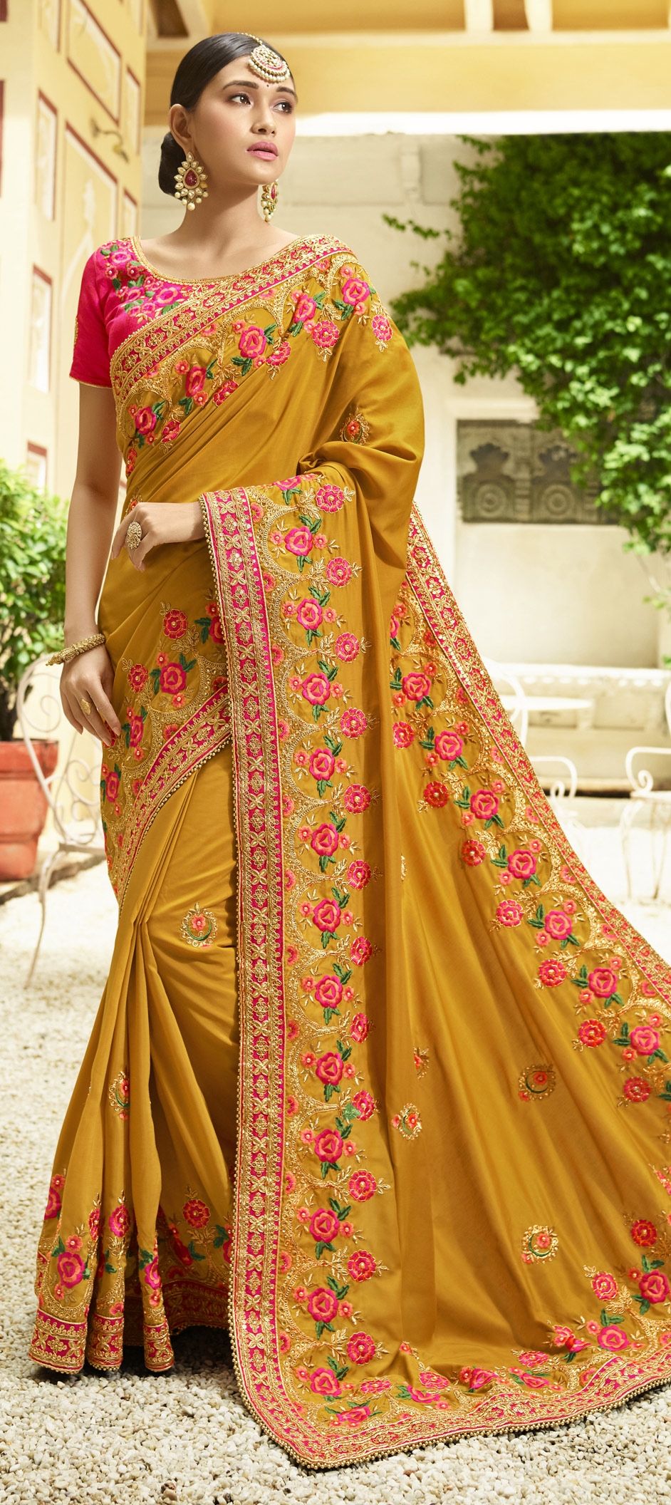 1521914: Traditional Gold color Art Silk, Silk fabric Saree