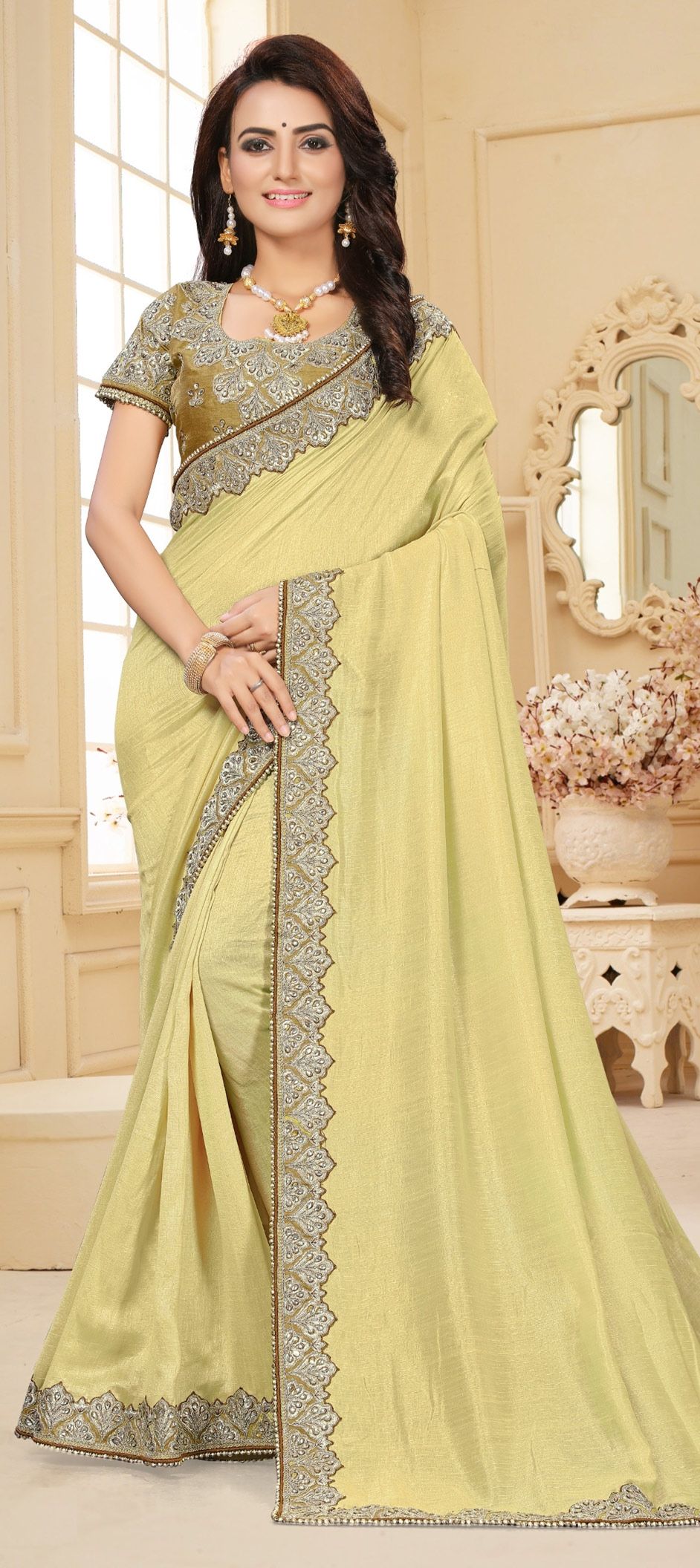 1532930: Party Wear Gold color Georgette fabric Saree