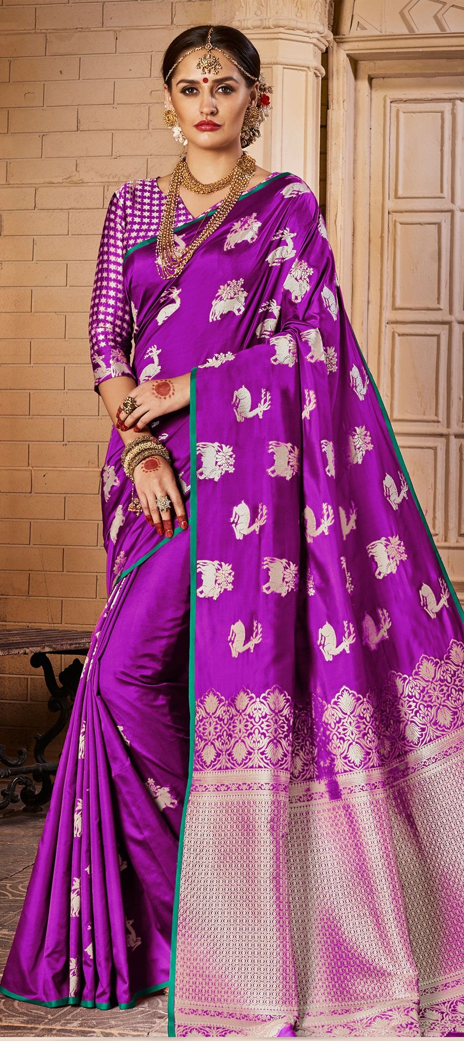 Traditional Purple and Violet color Banarasi Silk, Silk fabric Saree ...