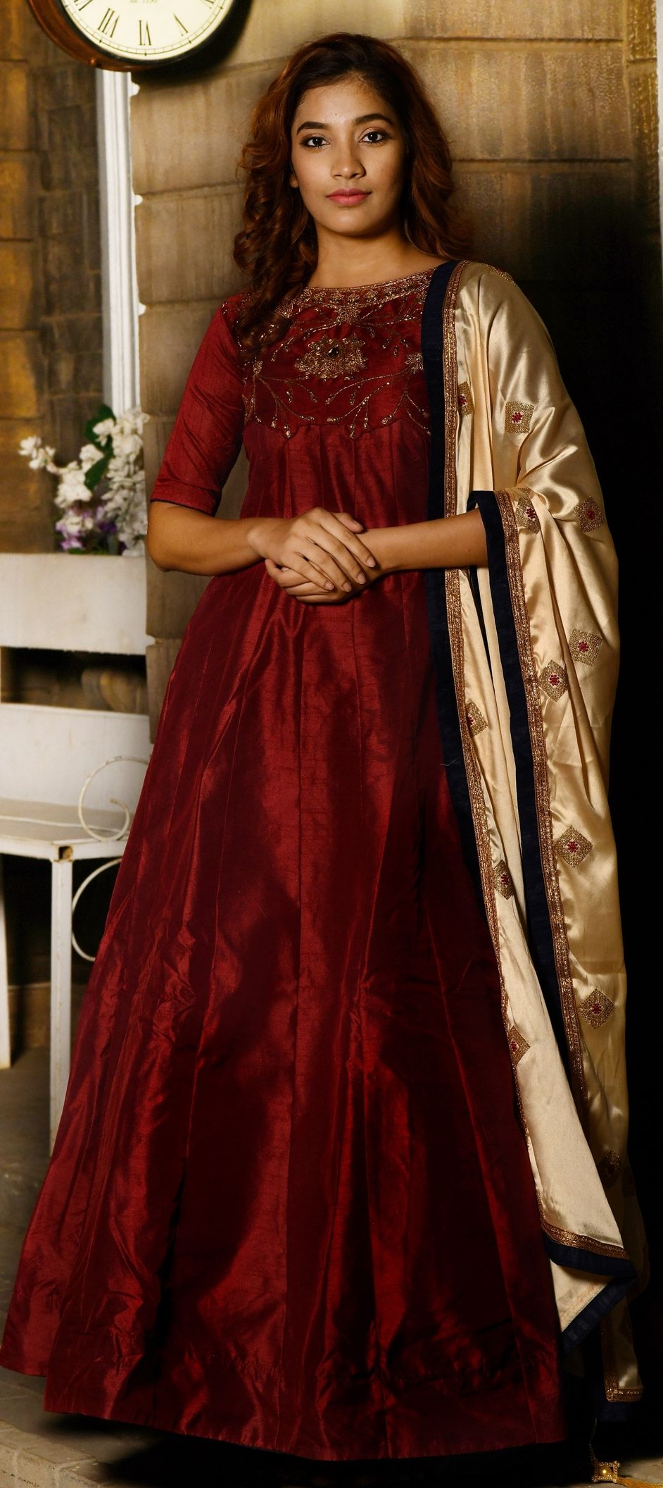 Party Wear Red and Maroon color Silk fabric Gown : 1548284