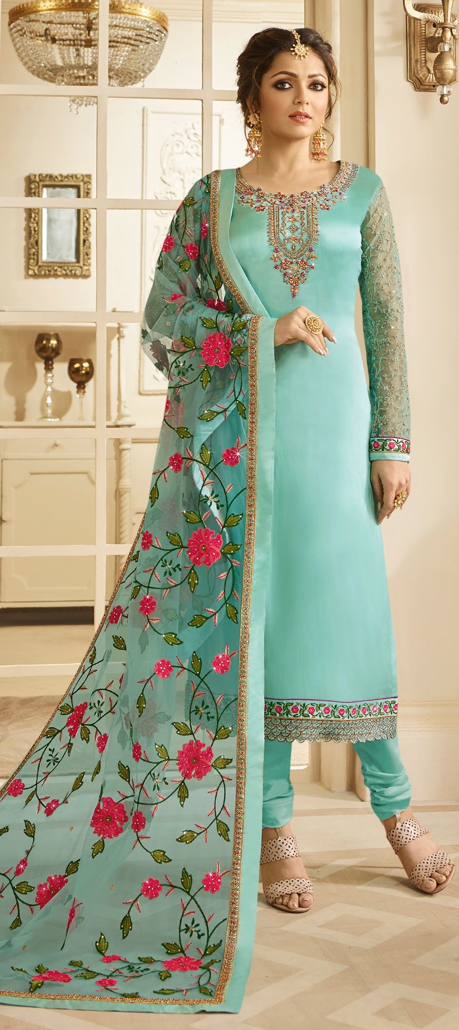 1554461: Bollywood Blue color Georgette fabric Salwar Kameez