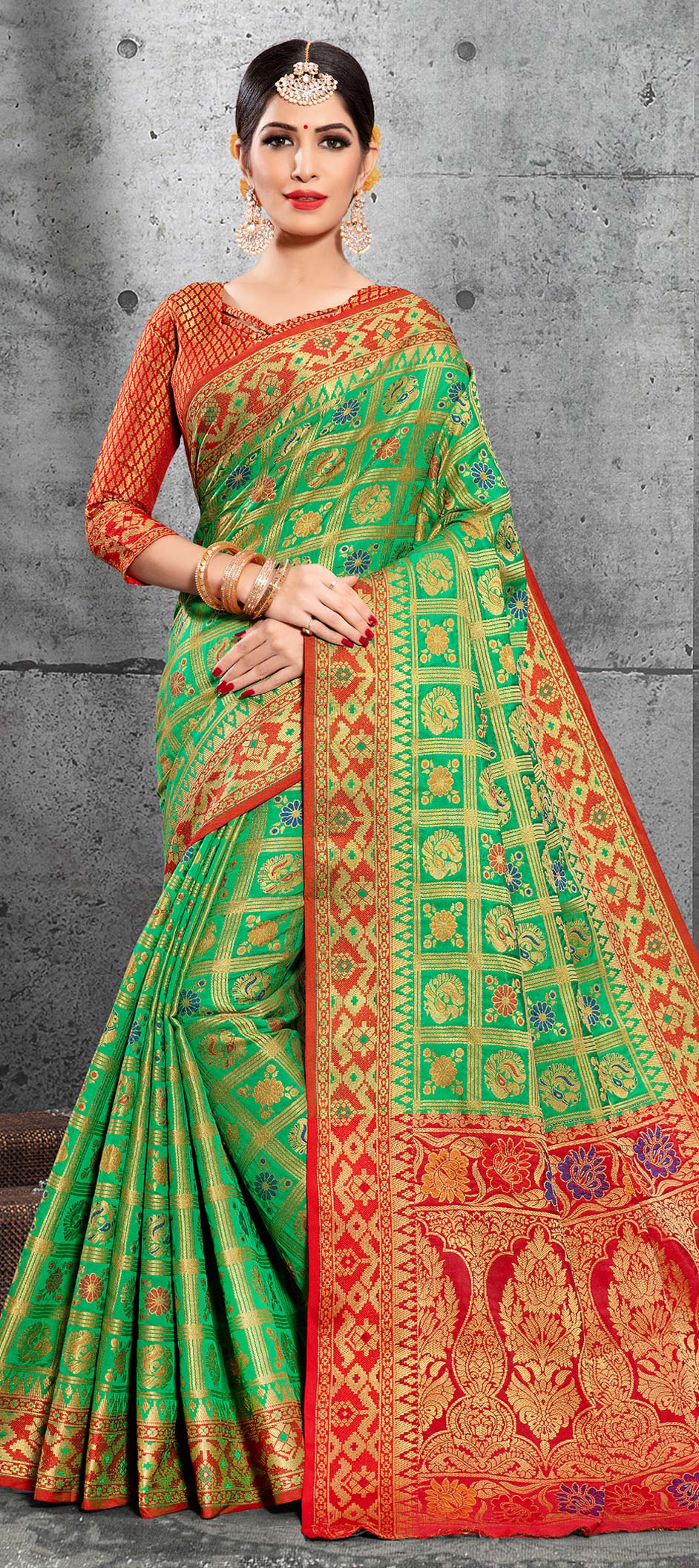 Traditional Green color Patola Silk, Silk fabric Saree : 1571014