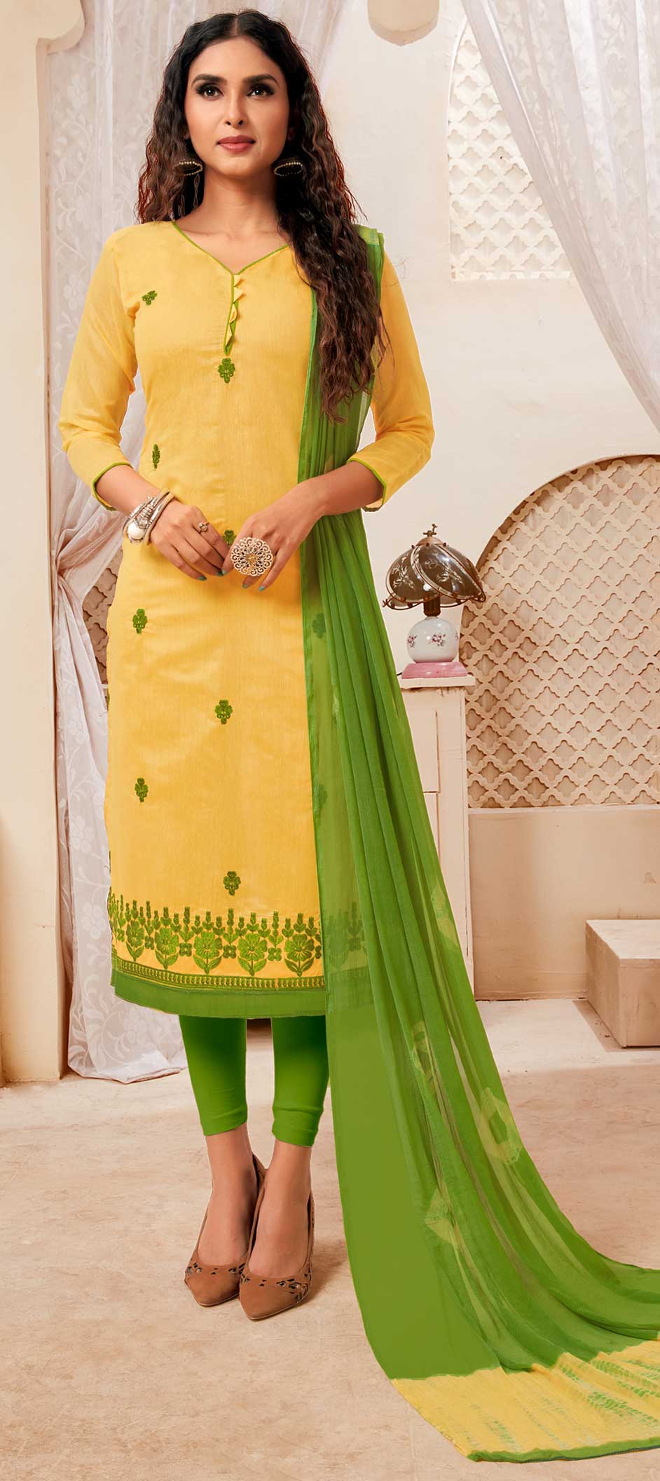 Casual Yellow color Silk cotton fabric Salwar Kameez : 1586130