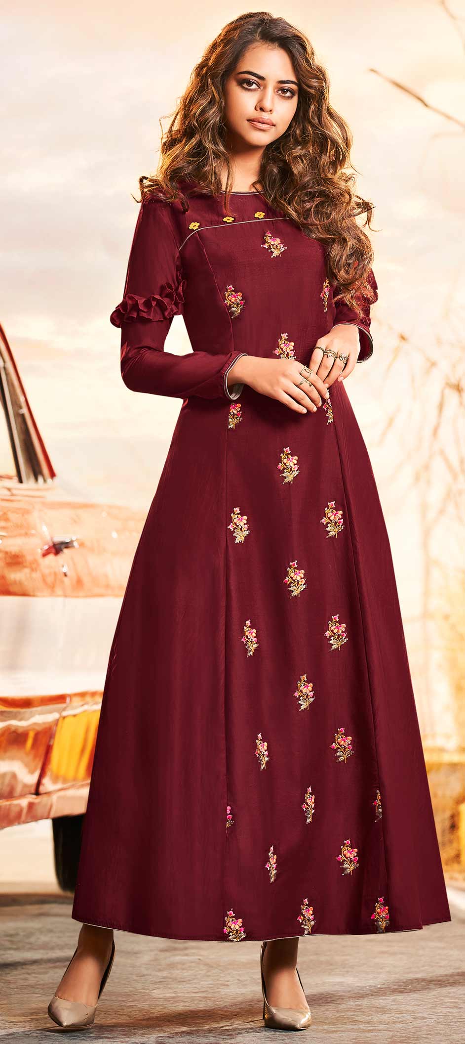 Bollywood Red and Maroon color Muslin fabric Gown : 1590721