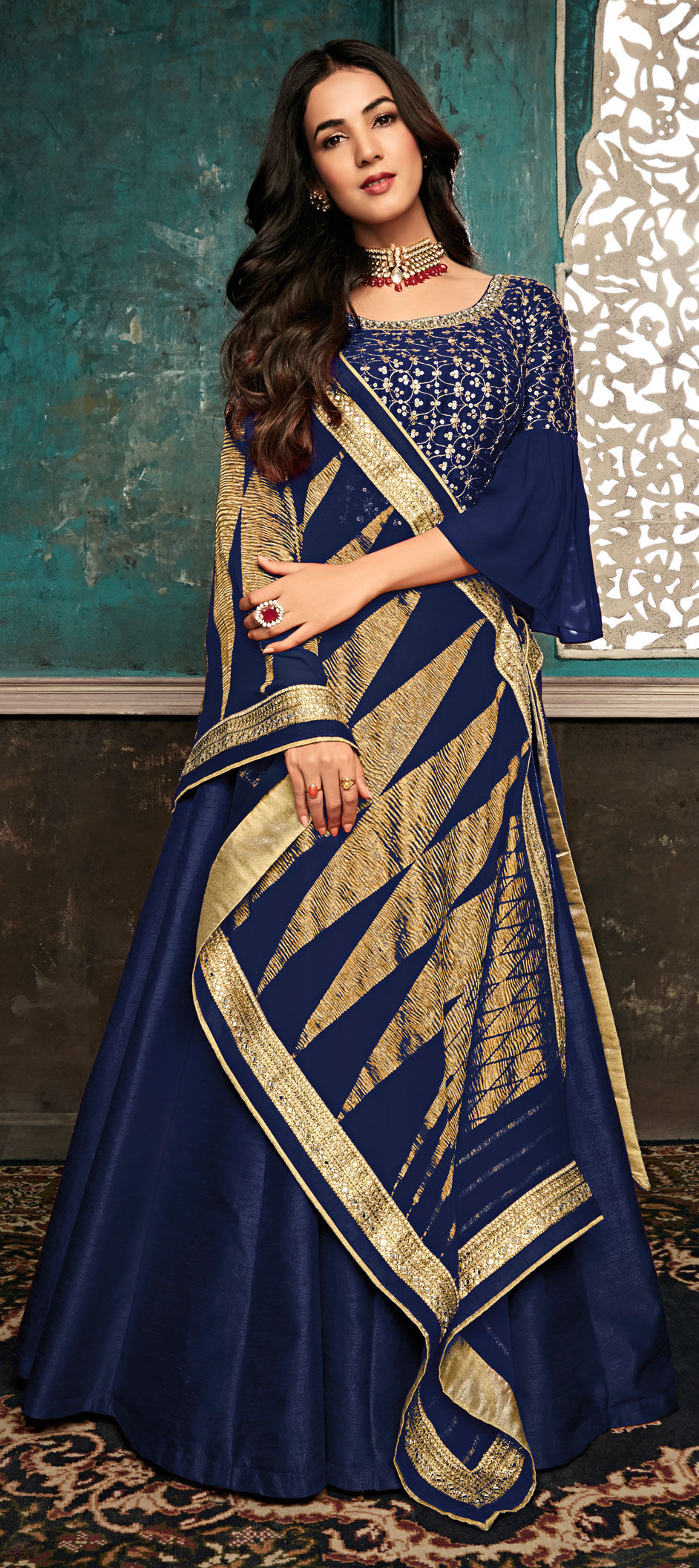 Bollywood Blue color Silk fabric Salwar Kameez : 1593880