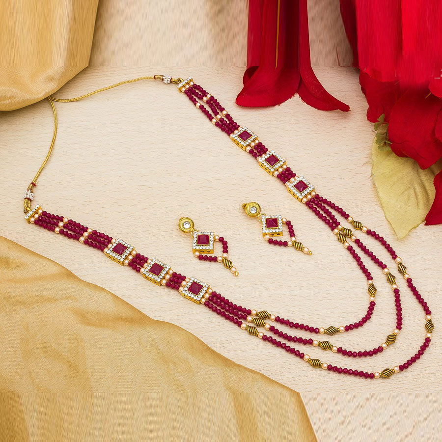 Red and Maroon color Metal Alloy metal Necklace : 1594222