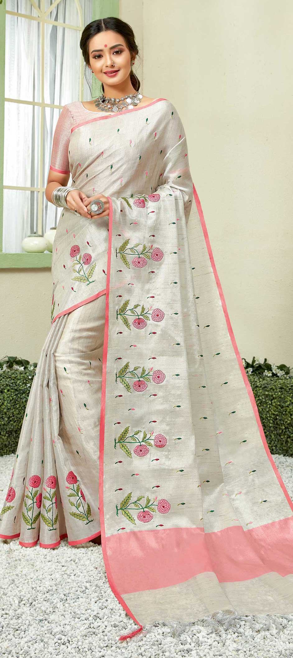 Traditional Beige and Brown color Linen fabric Saree : 1606271