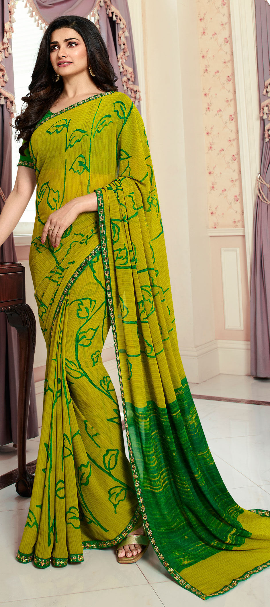 Bollywood Green color Faux Georgette fabric Saree : 1635522 Bollywood Green color Faux Georgette fabric Saree : 1635522