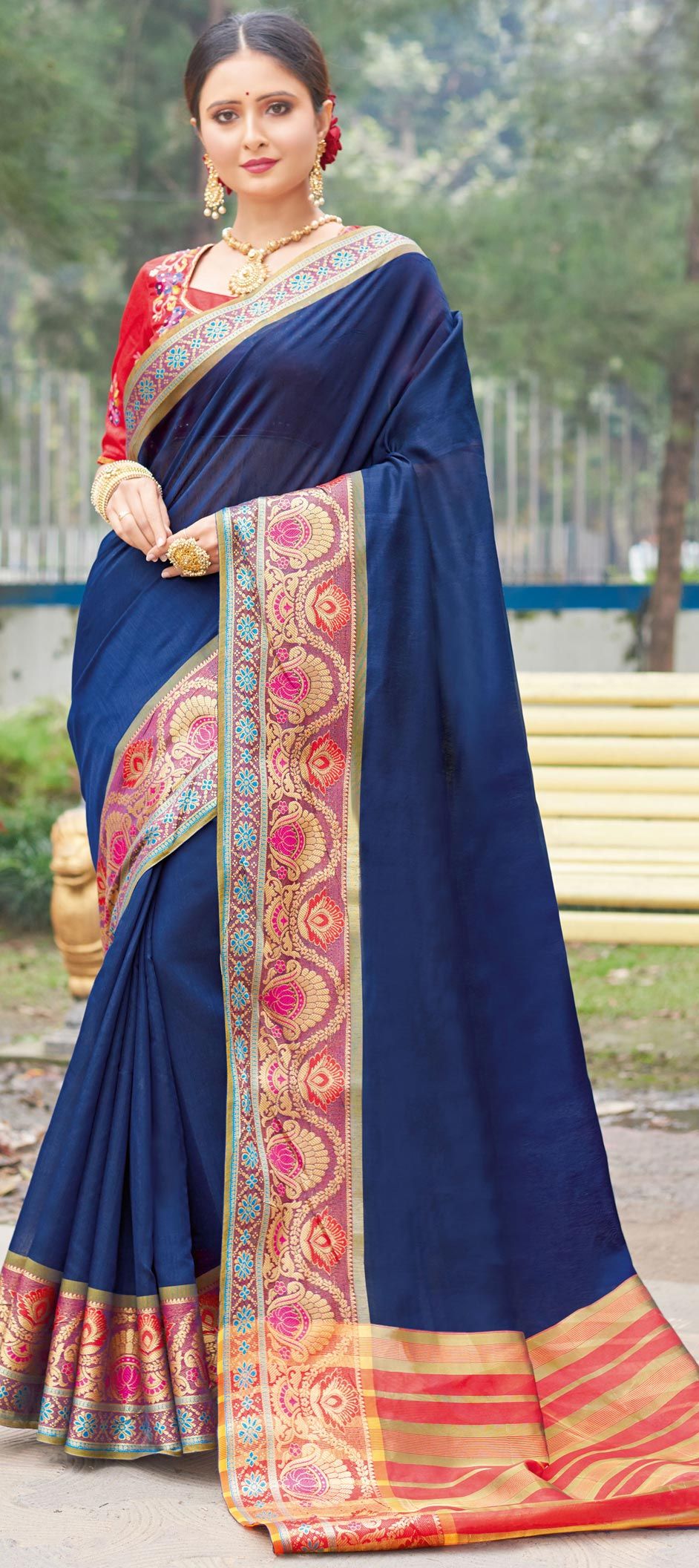 Traditional Blue color Handloom fabric Saree : 1641345