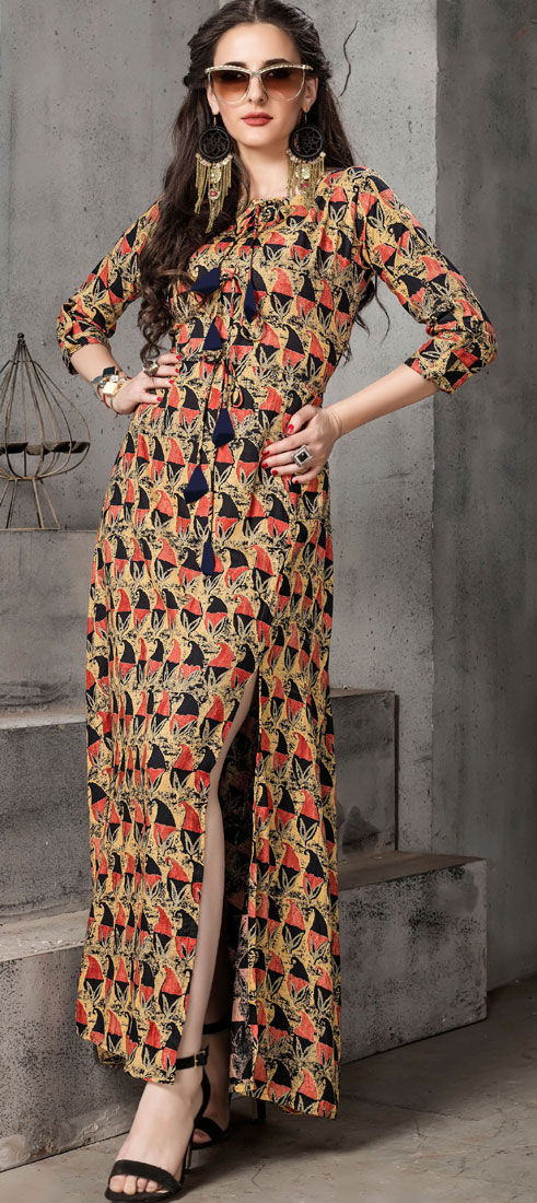 Casual Multicolor color Rayon fabric Gown : 1648927