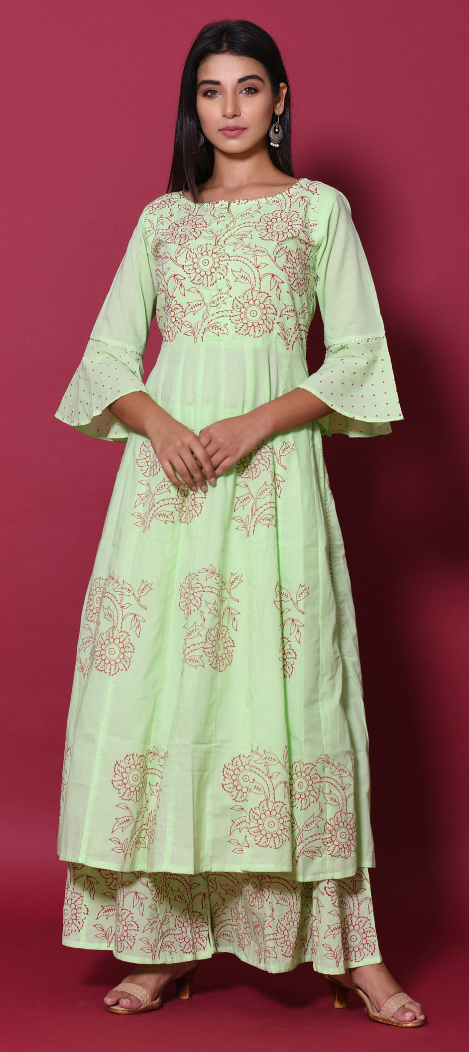 Designer Green color Cotton fabric Tunic with Bottom : 1650018
