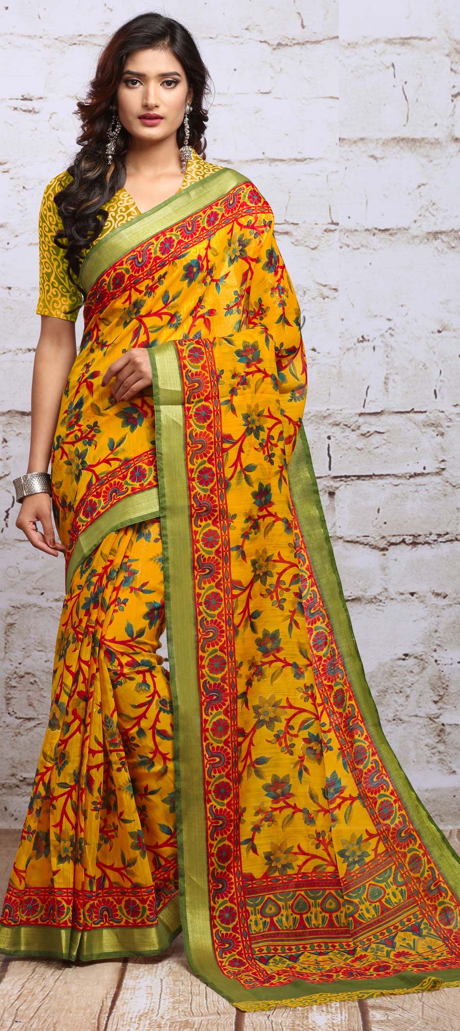 Traditional Yellow color Silk, Silk cotton fabric Saree : 1660636