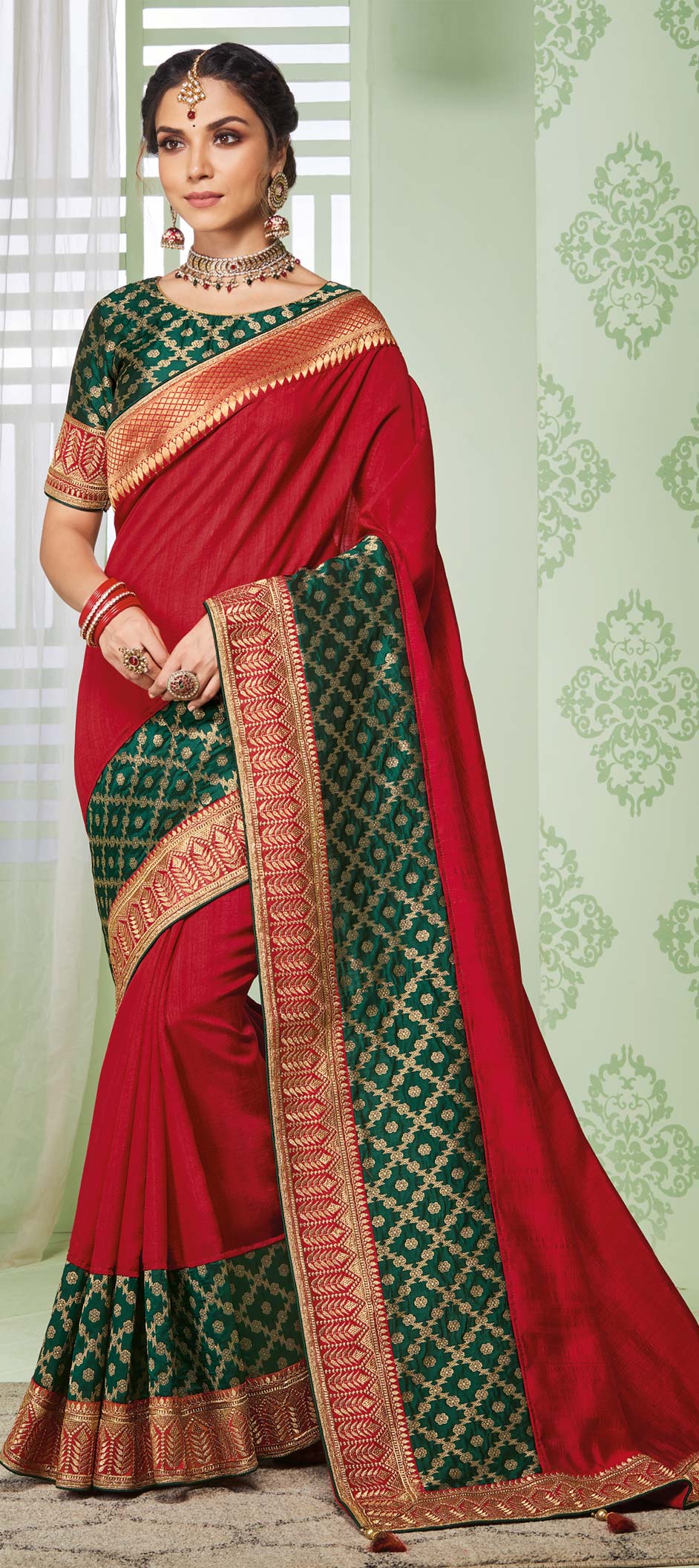 Traditional Red and Maroon color Art Silk, Silk fabric Saree : 1662340
