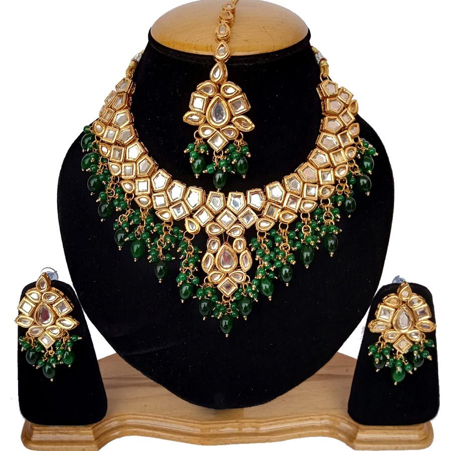 Green color Metal Alloy metal Necklace : 1710649