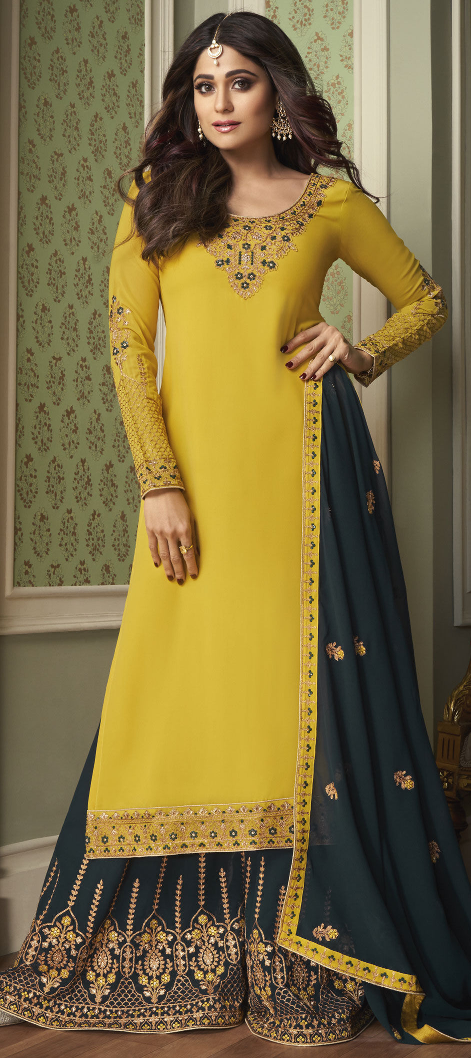 Bollywood Yellow color Georgette fabric Salwar Kameez : 1730523