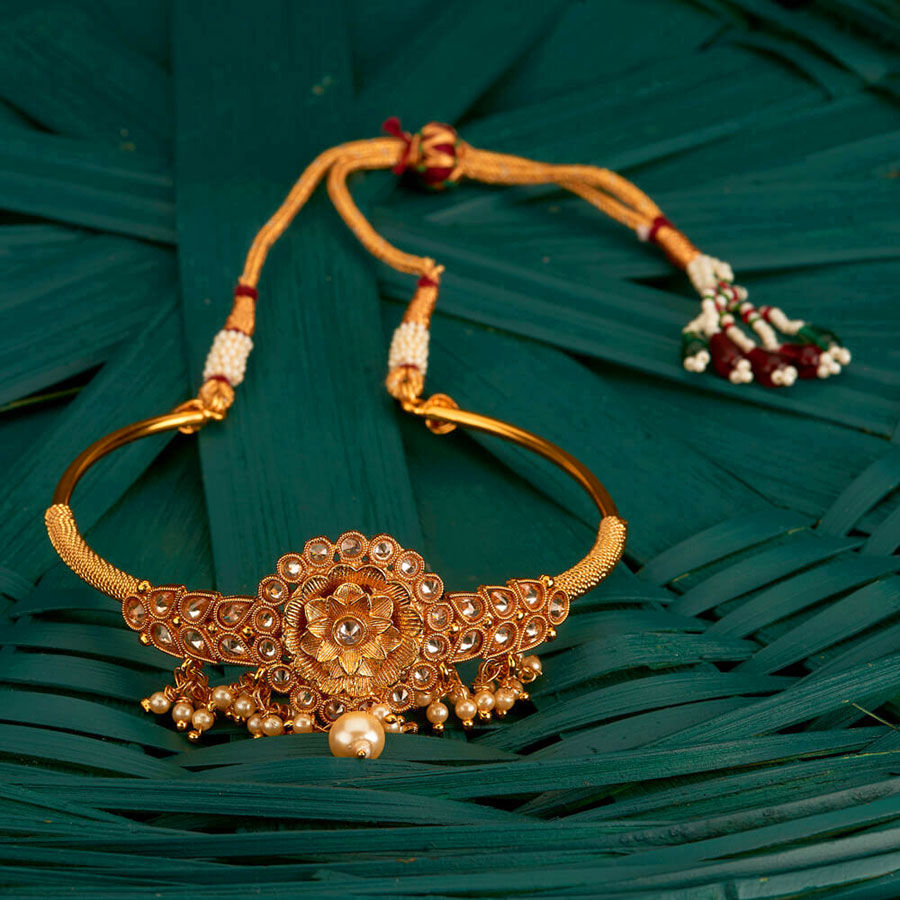 White and Off White color Brass metal Armlet : 1744191