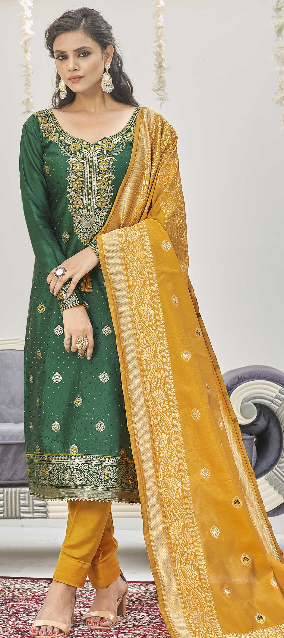 Casual Green color Jacquard fabric Salwar Kameez : 1792961