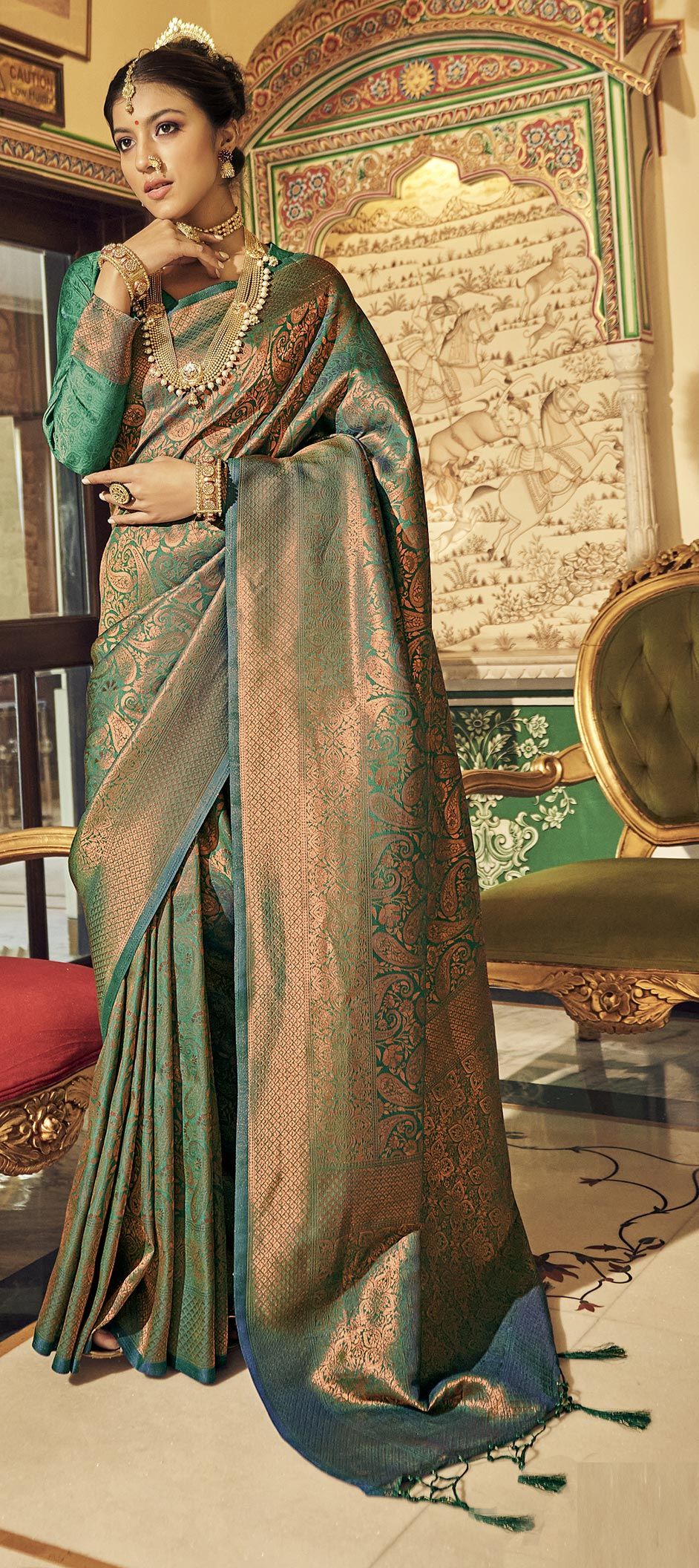 Traditional Green color Handloom fabric Saree : 1794800