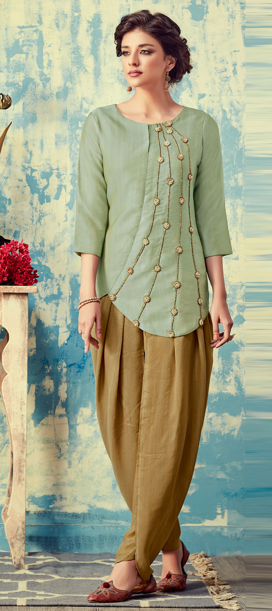 Party Wear, Reception Green color Silk, Two Ton Silk fabric Tunic with ...