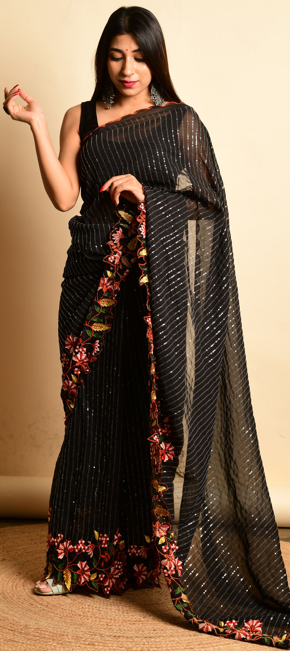Party Wear Black and Grey color Georgette fabric Saree : 1815938