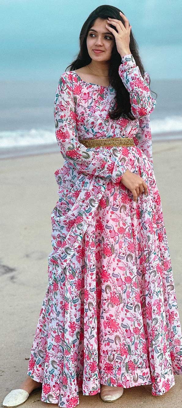 Festive, Reception Multicolor color Georgette fabric Gown : 1833732