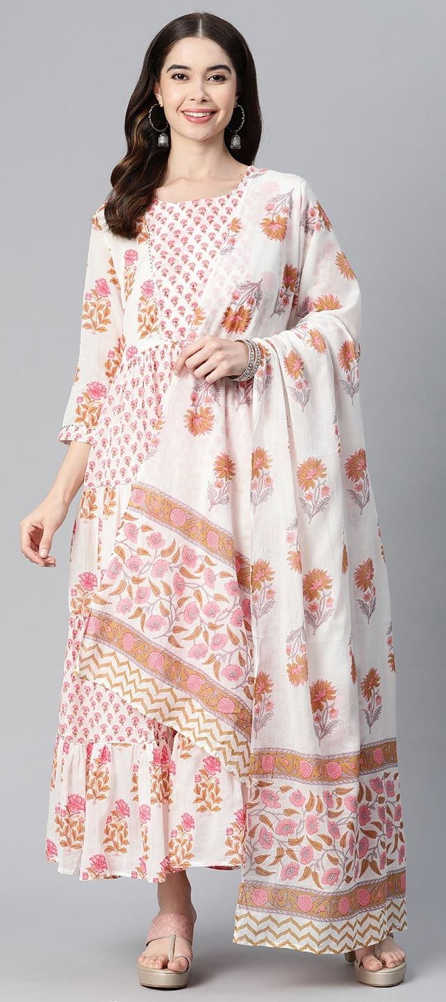 Party Wear Pink and Majenta, White and Off White color Malmal fabric ...