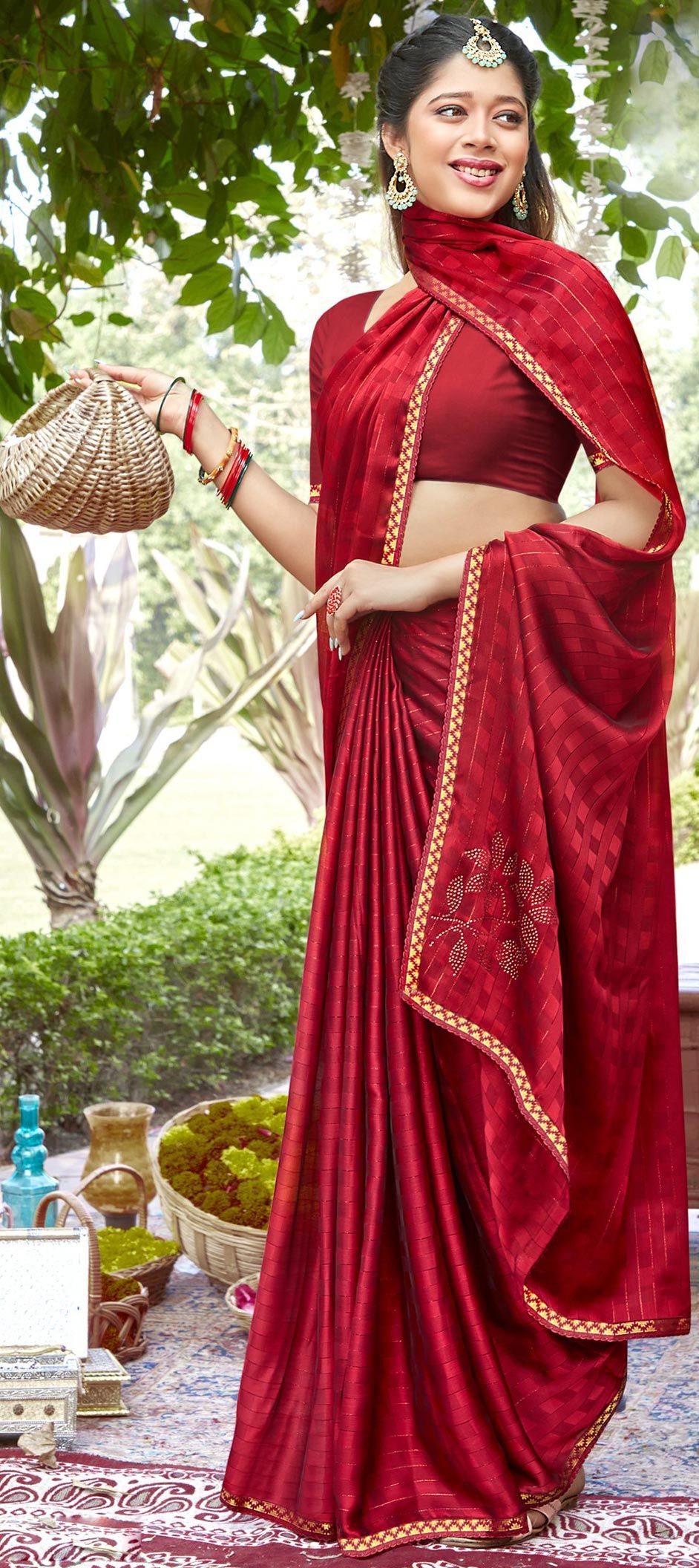 Casual Red and Maroon color Chiffon fabric Saree : 1865078