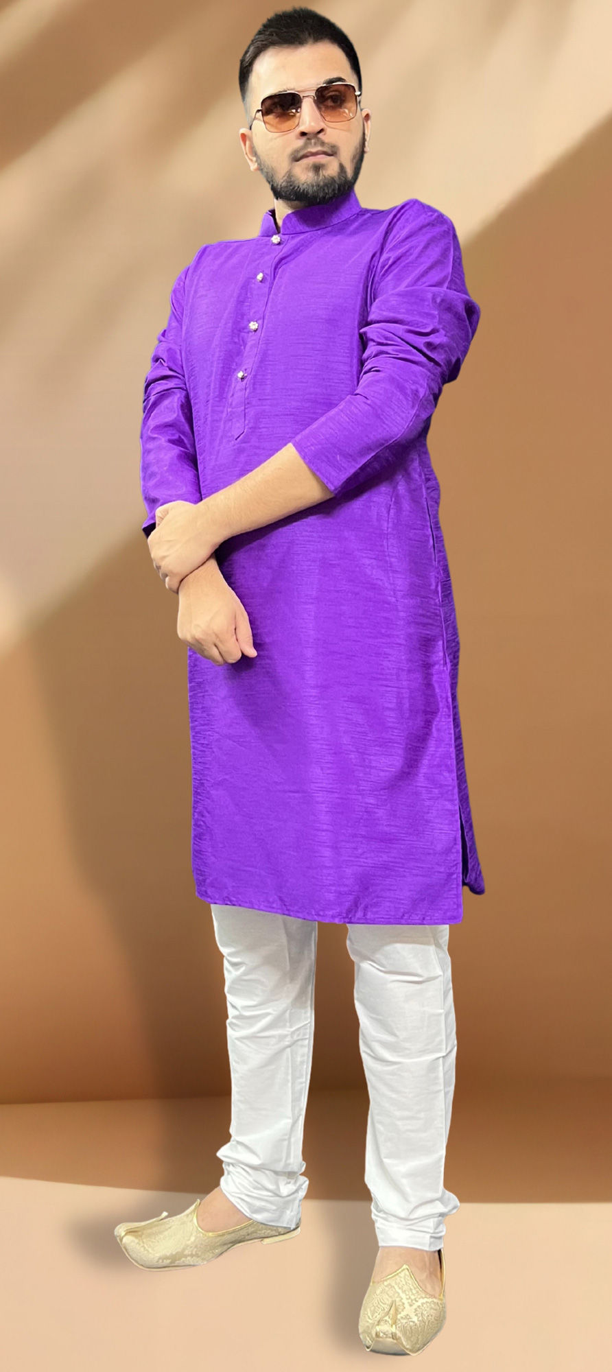 Party Wear Purple and Violet color Silk fabric Kurta Pyjamas : 1889161