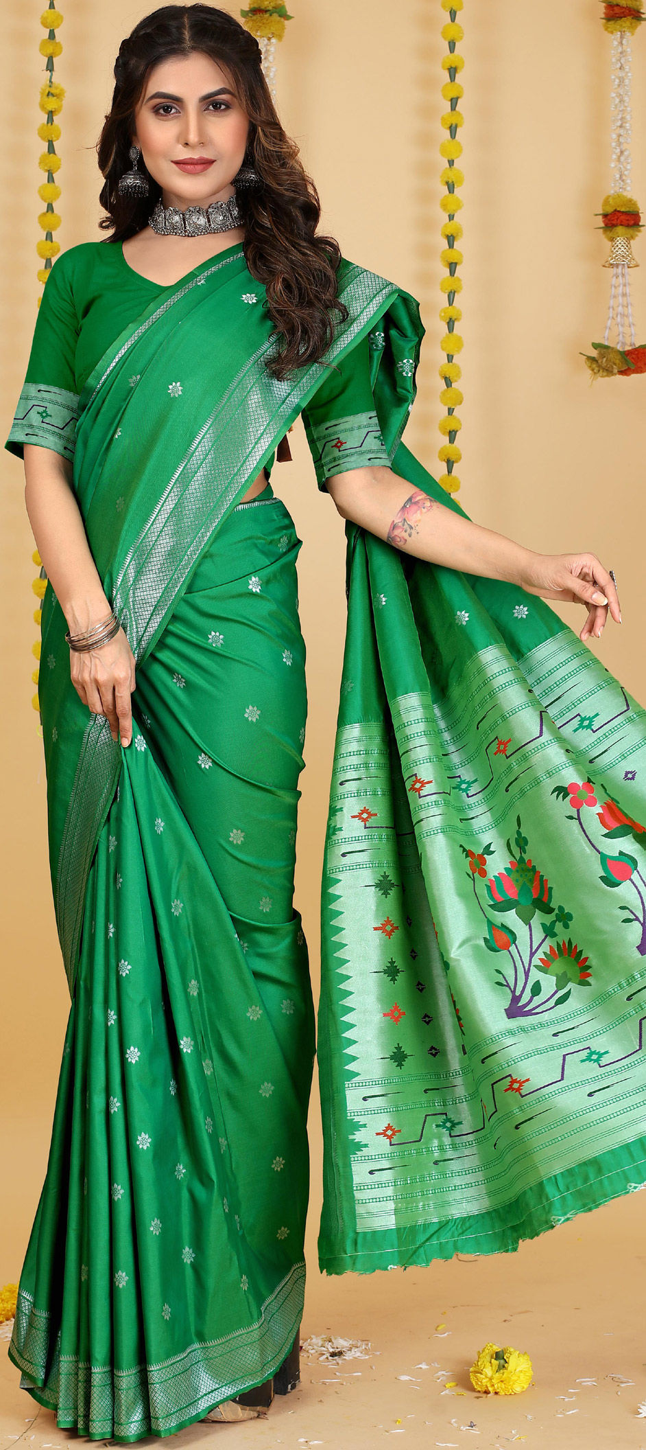 Party Wear, Traditional Green color Banarasi Silk fabric Saree : 1892059
