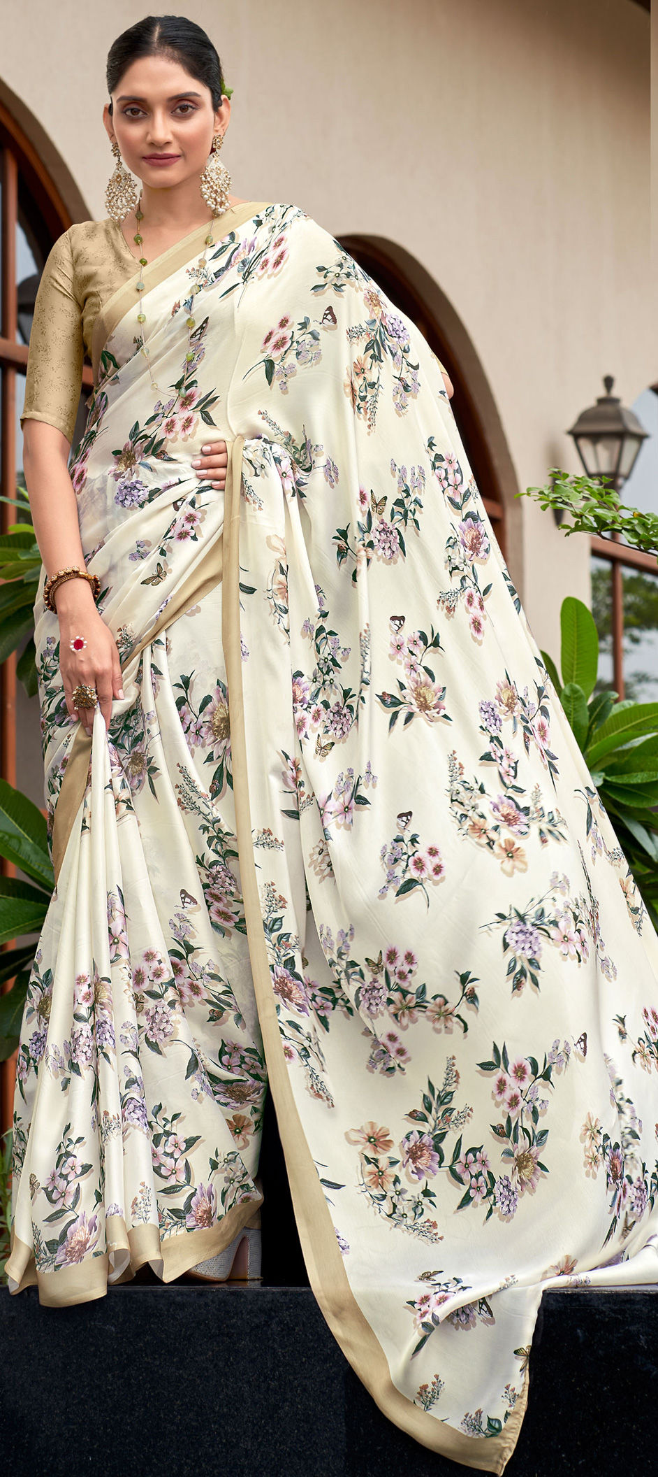 Casual White and Off White color Georgette fabric Saree : 1892896