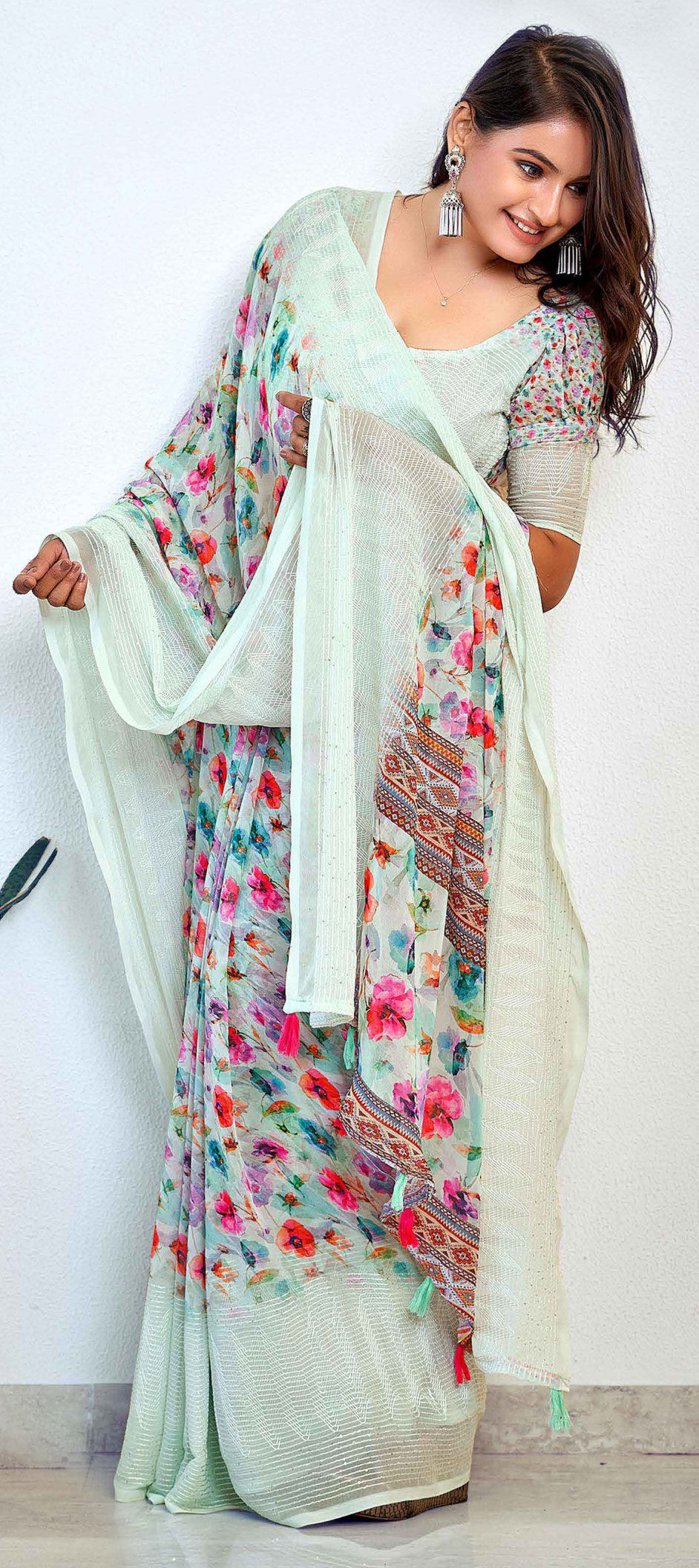 Casual, Festive Multicolor color Polyester Silk fabric Saree : 1908368