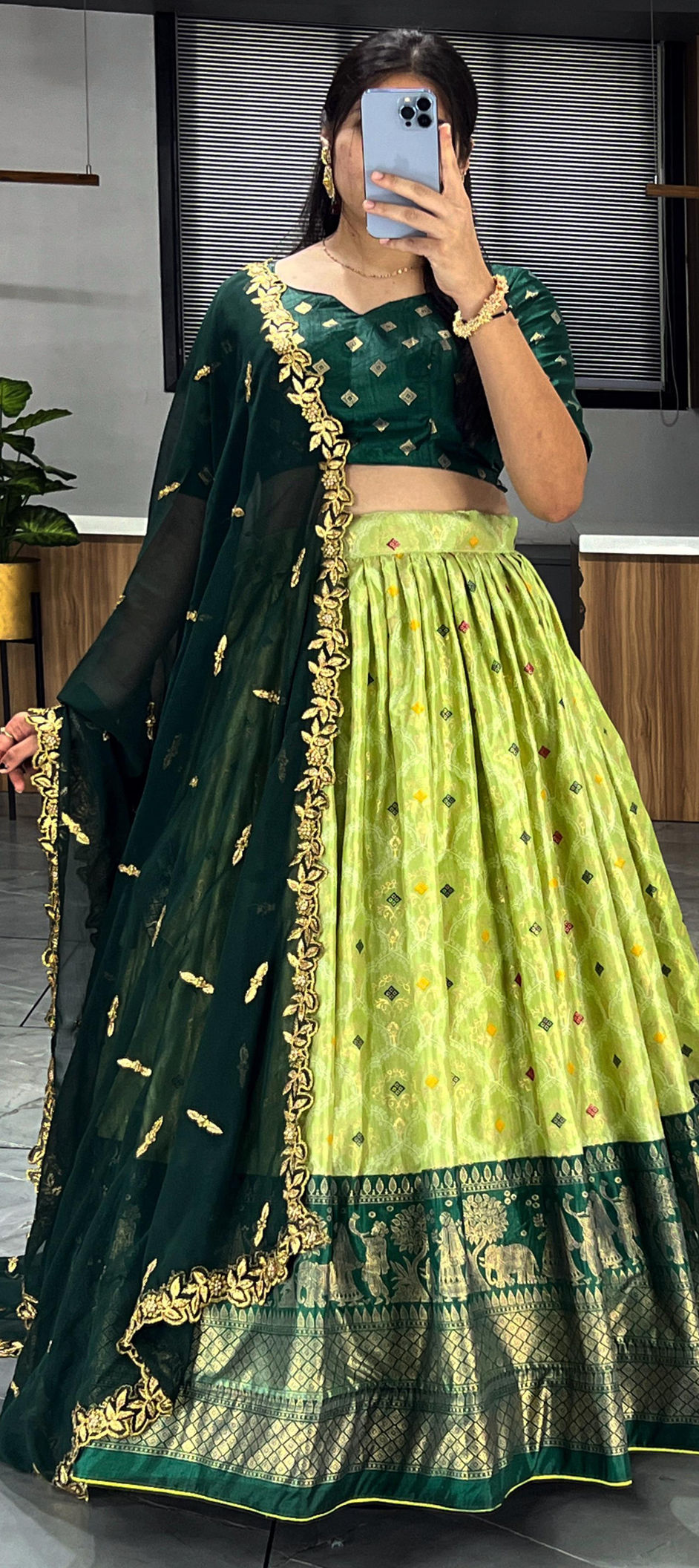 Festive, Reception, Wedding Green color Dolla Silk fabric Lehenga : 1915711
