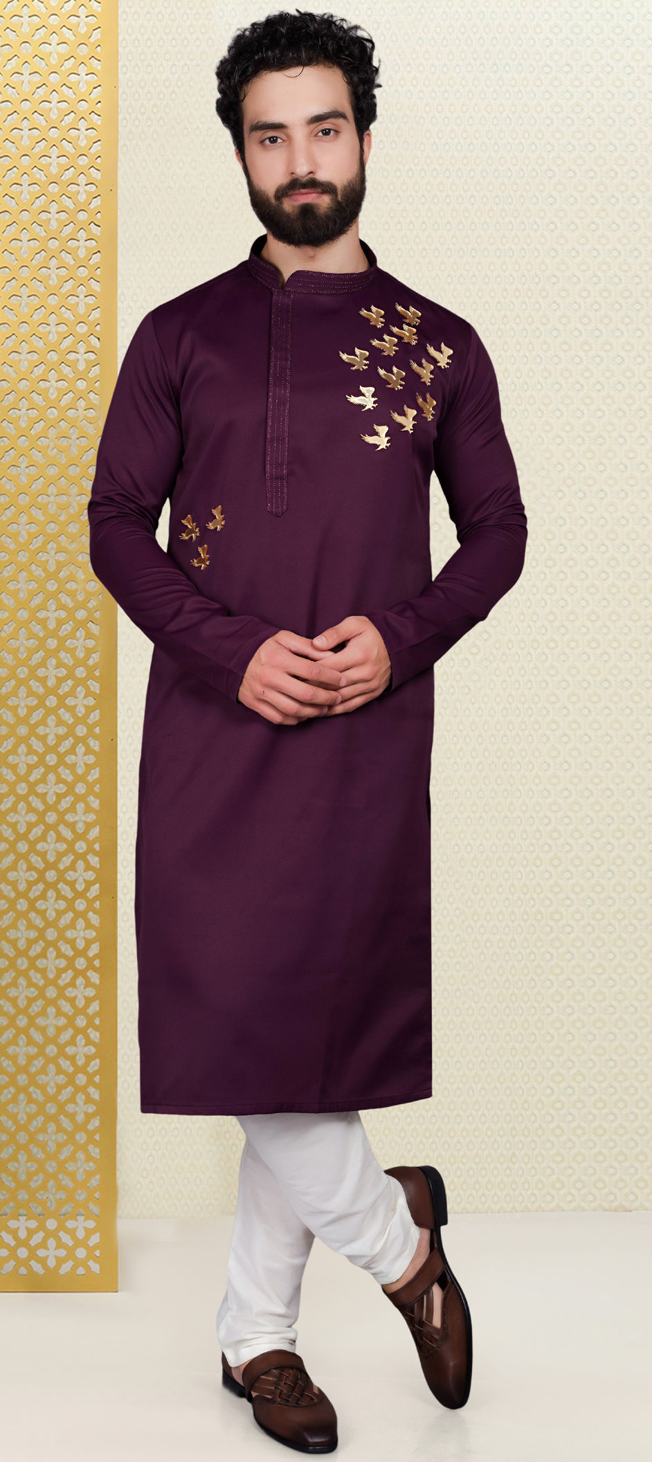 Party Wear Purple and Violet color Silk fabric Kurta Pyjamas : 1923525