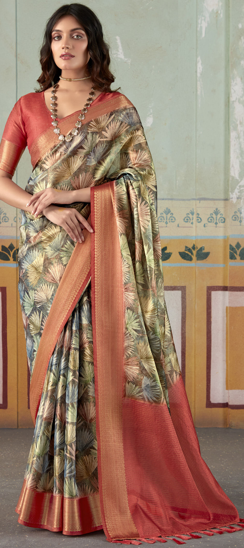 Reception, Traditional Green color Tissue fabric Saree : 1923762