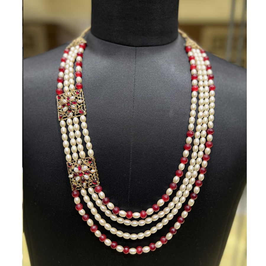 Red and Maroon color Metal Alloy metal Groom Necklace : 1960459