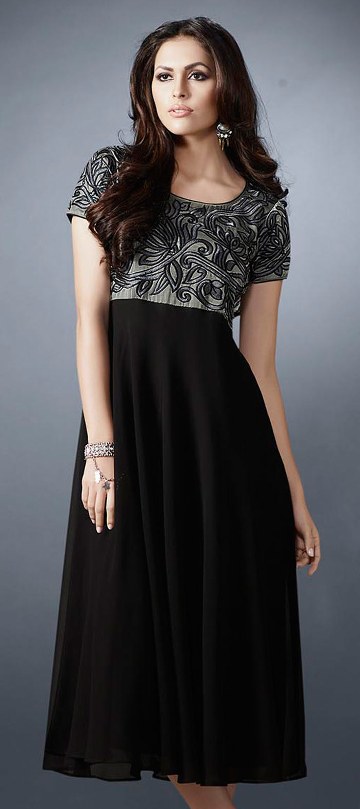 478481: Black and Grey color family stitched Kurti