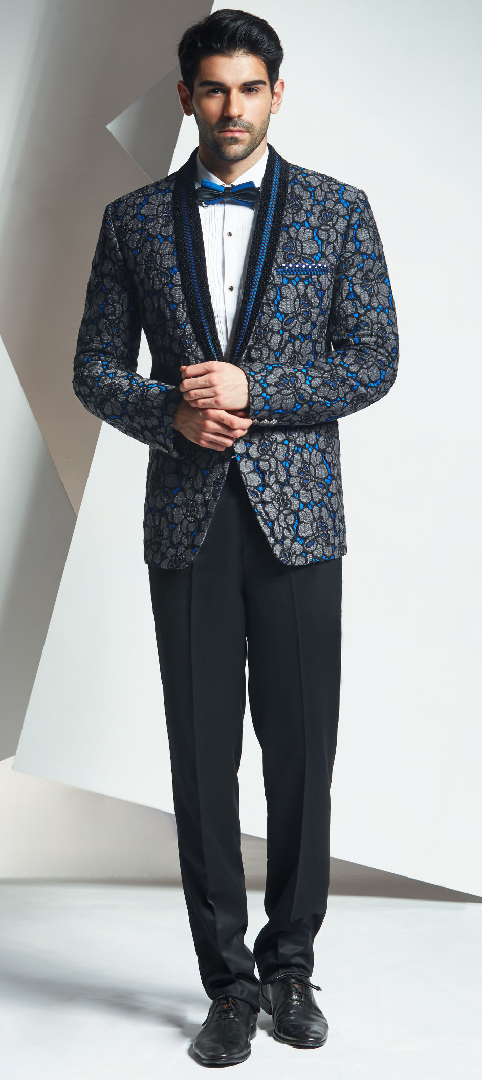 506241: Multicolor color Brocade fabric Tuxedo