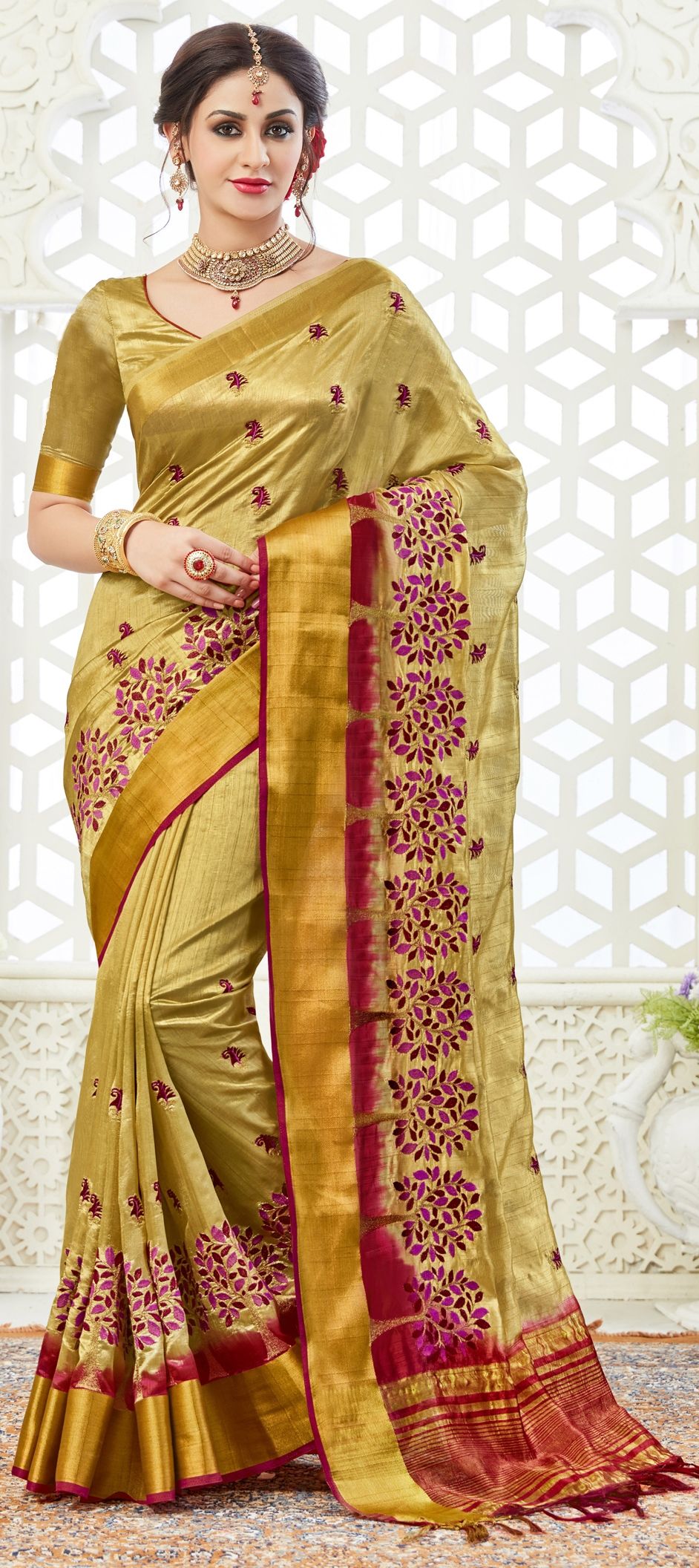 753421: Gold color family Silk Sarees with matching unstitched blouse.
