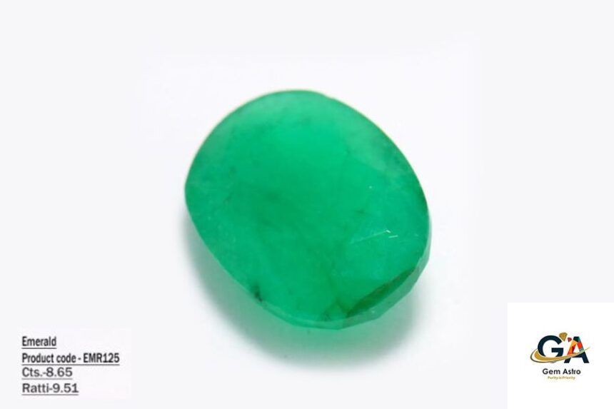 Buy Emerald 8.65 Carat (9.51 Ratti) Online - GemAstro