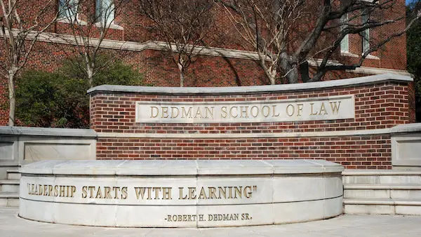 Navigating Through The SMU Dedman School Of Law - Lexinter