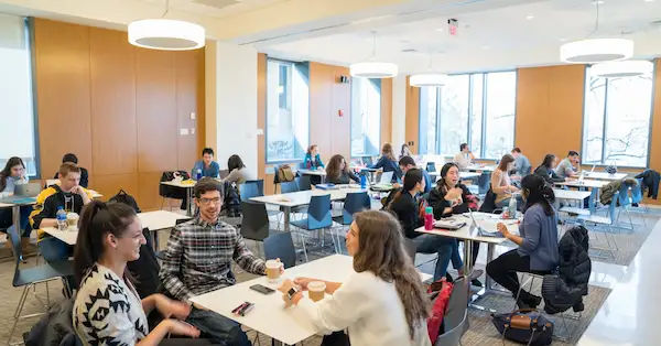 Boston College Law School: An Overview - Lexinter