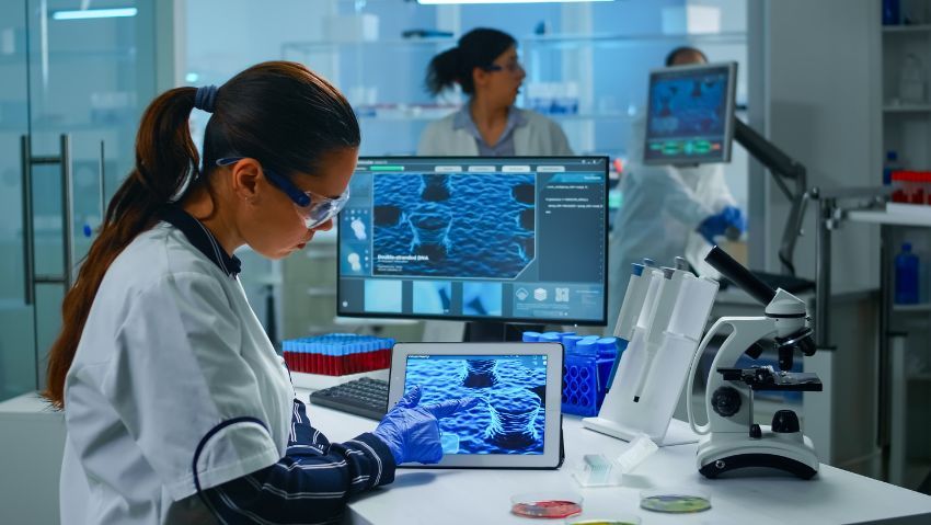 How a Lab Management System Improves IVF Lab Efficiency