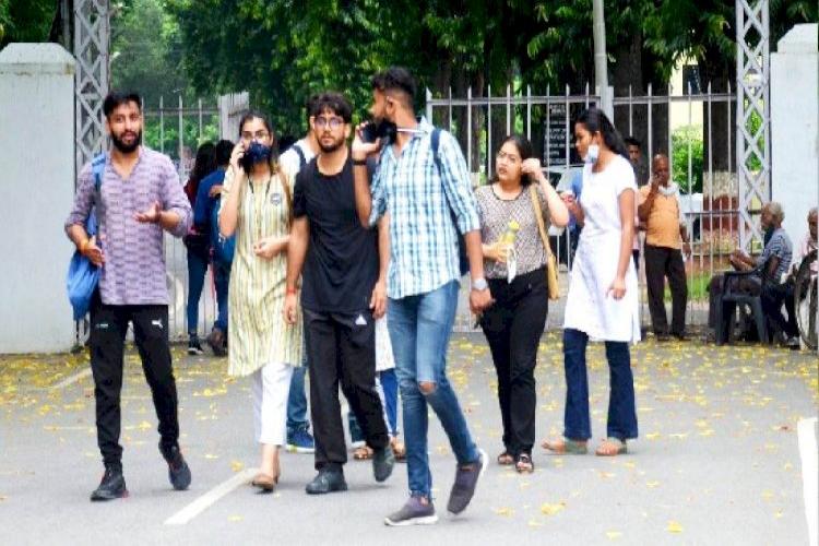 Big Relief: Fees For All Courses Including BTech Will Not Increase This ...