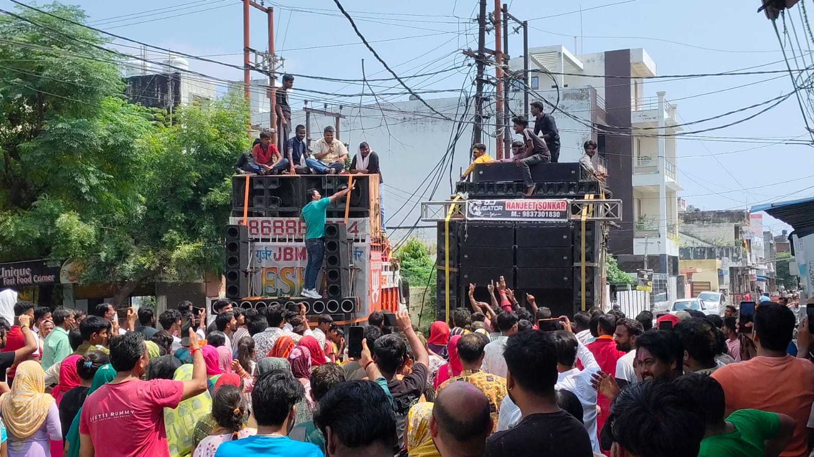 DJ Competition Throws Traffic Out of Gear in Saket Area, Puts Lives at ...