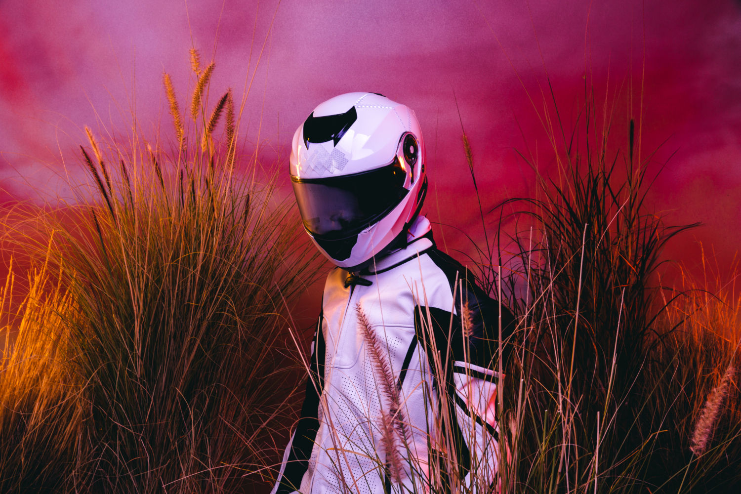"Fantasy" de Whethan nos ofrece un arcoíris de vibraciones – Loud Cave
